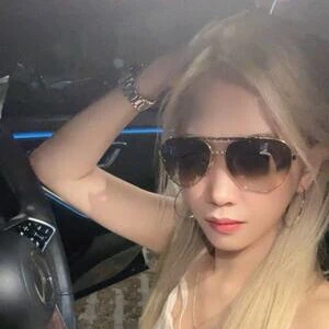 Chatkk profile of adeline lewis from United Kingdom