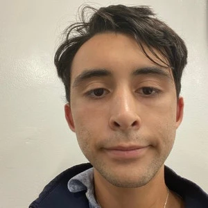 Chatkk profile of adrian gomez from United States