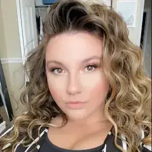 Chatkk profile of amy ramson from United States