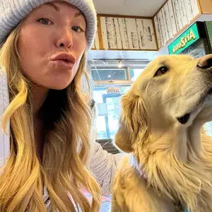 Chatkk profile of angela cody from Canada