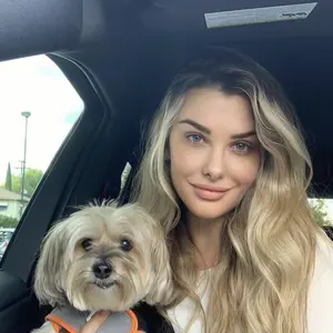 Chatkk profile of emily sears from United States