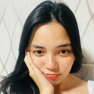 Chatkk profile of shakira wong from United Kingdom