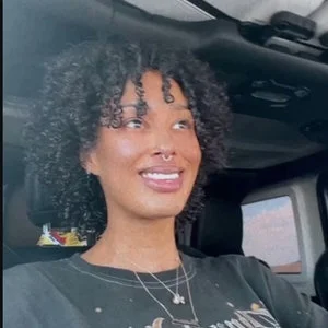 Chatkk profile of suzanne chachi from United States